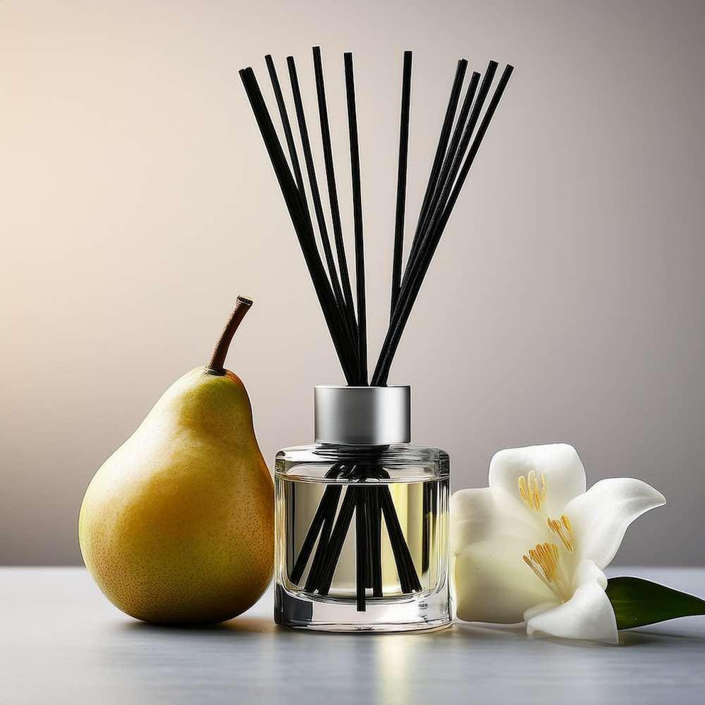English Pear & Freesia Reed Diffuser — New Dawn UK